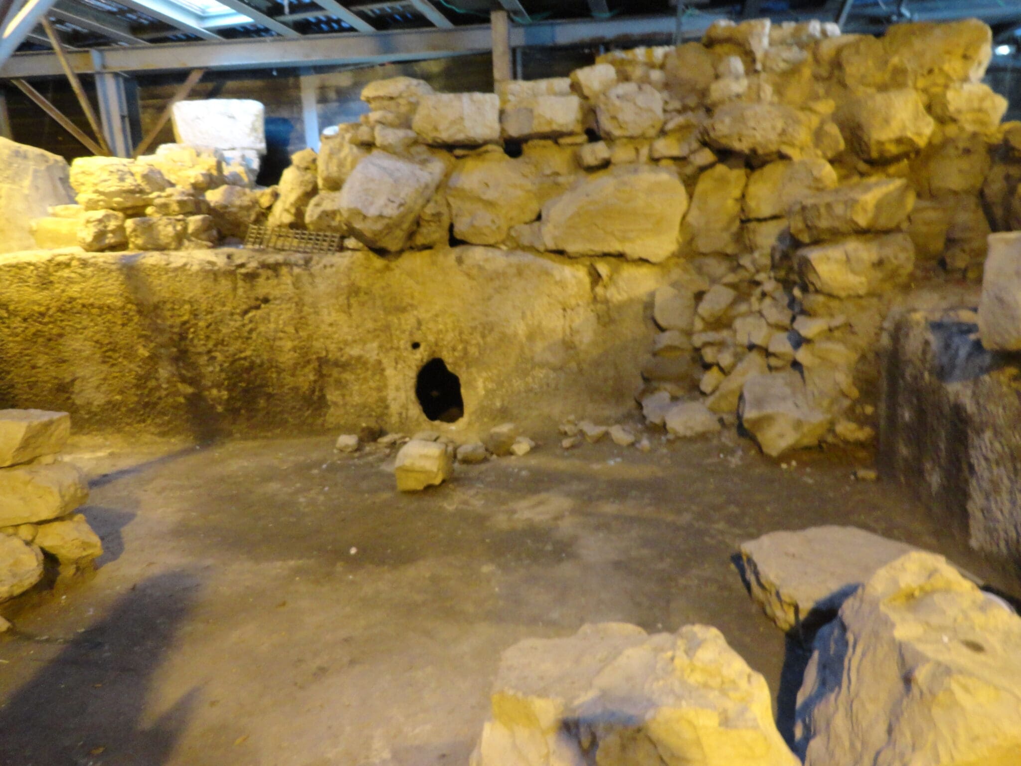 A tribute to the archaeologist who helped prove Bible's truth ⋆ Quin ...